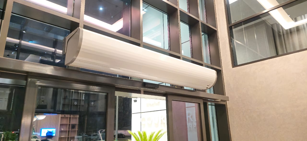 Easy Turbo air curtains: with double safety - Stavoklima